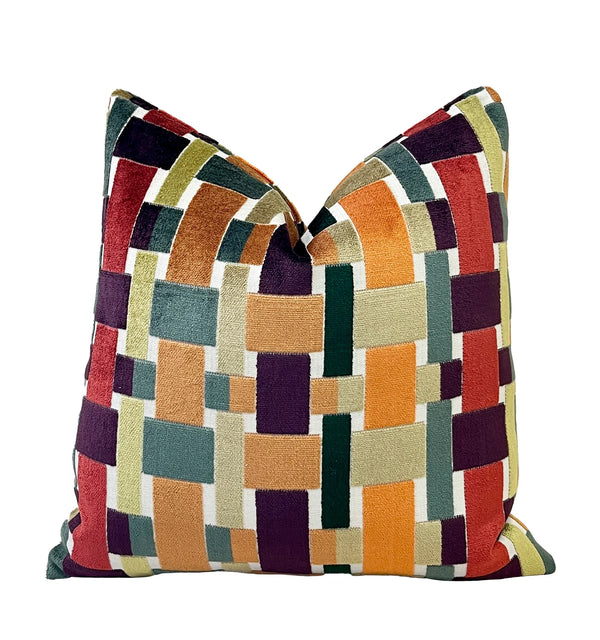 Ava Jewel Velvet Throw Pillow – Smithy Home Couture