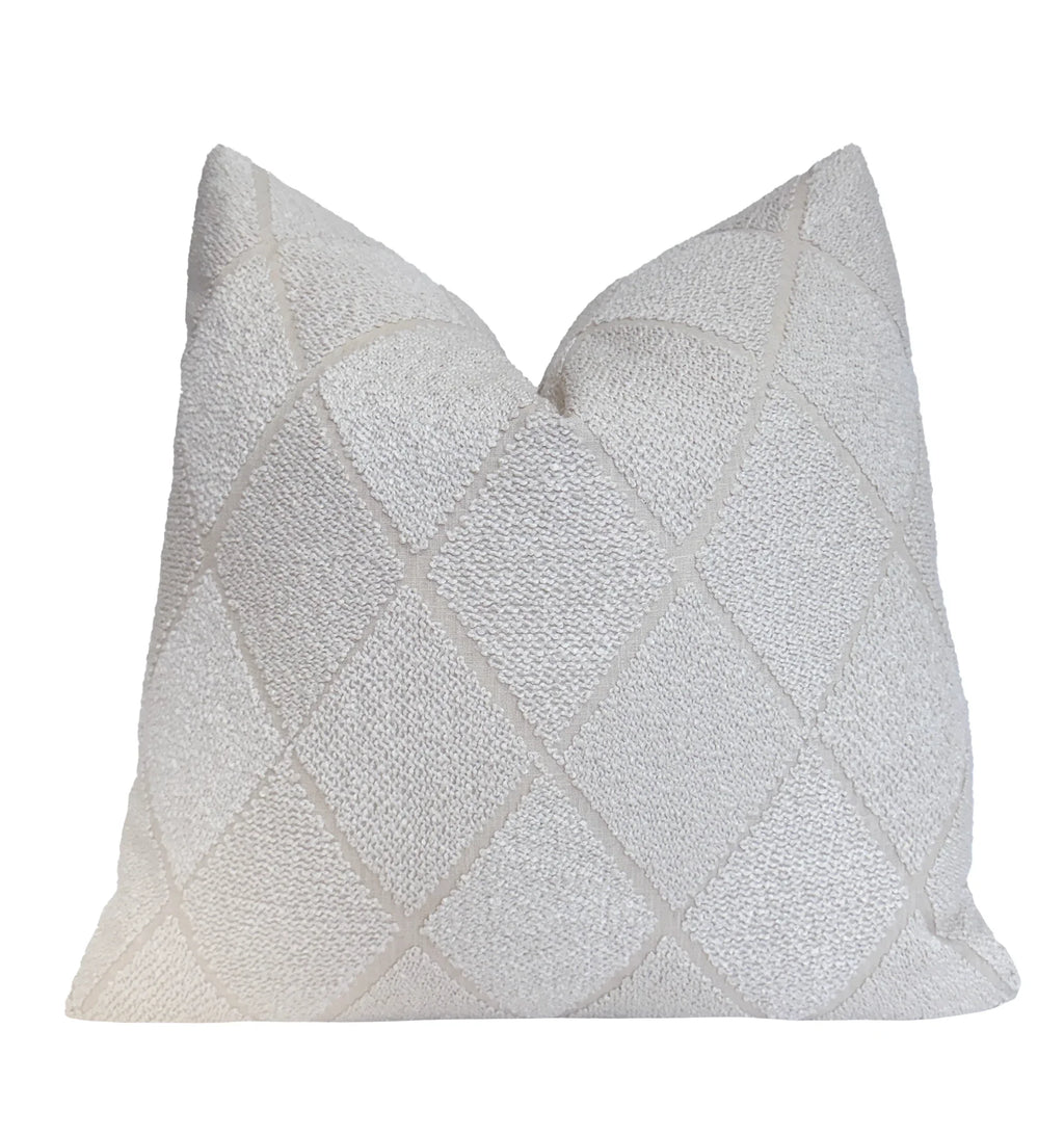 Ivory Diamond Textured Throw Pillow – Smithy Home Couture